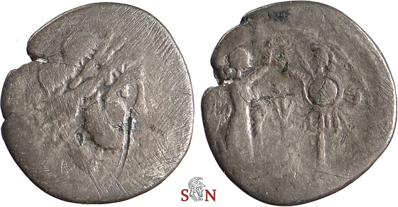 Victoriatus - Jupiter / Victory crowning trophy - Crawford 119/1 | MA-Shops