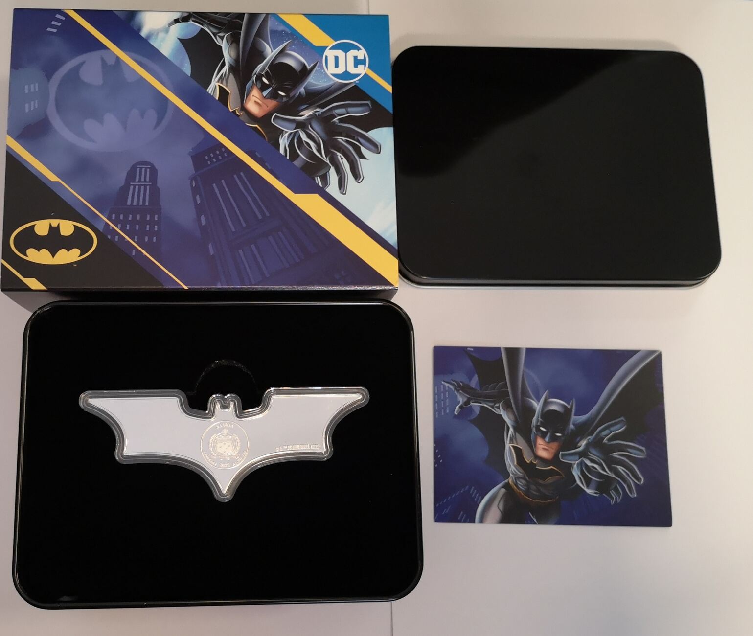 Batman™ Batarang™ DC Comics™ Samoa 2022 1 oz Silver Coin Colored Box ...